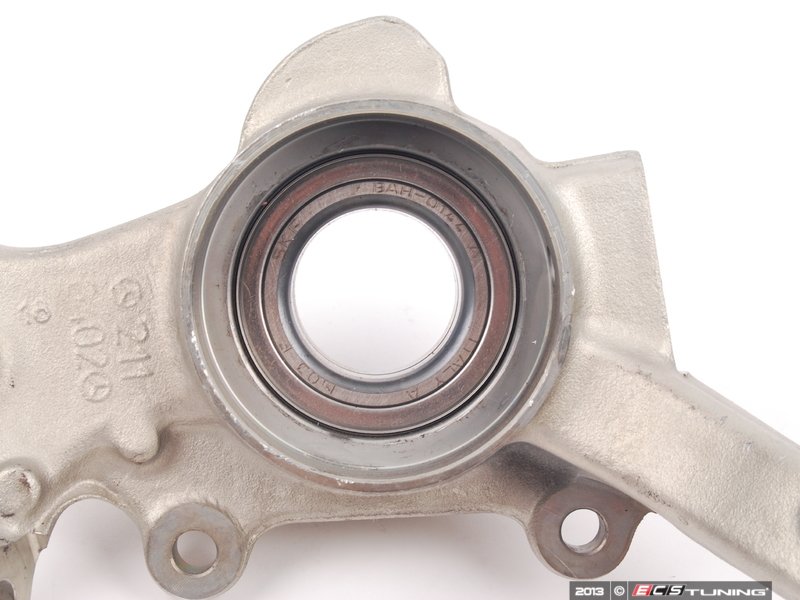 Genuine Mercedes Benz - 2113305020 - STEERING KNU