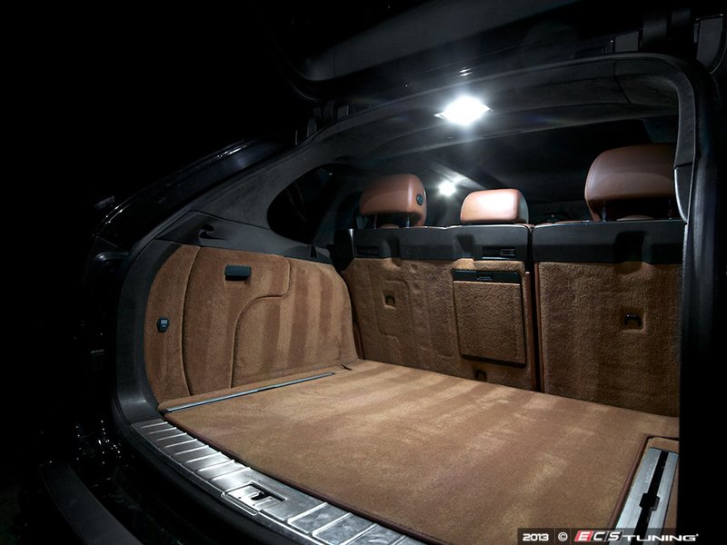 ECS News - Porsche 957 Cayenne Ziza LED Interior Lighting Kit