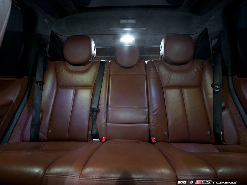 ECS News - Porsche 957 Cayenne Ziza LED Interior Lighting Kit