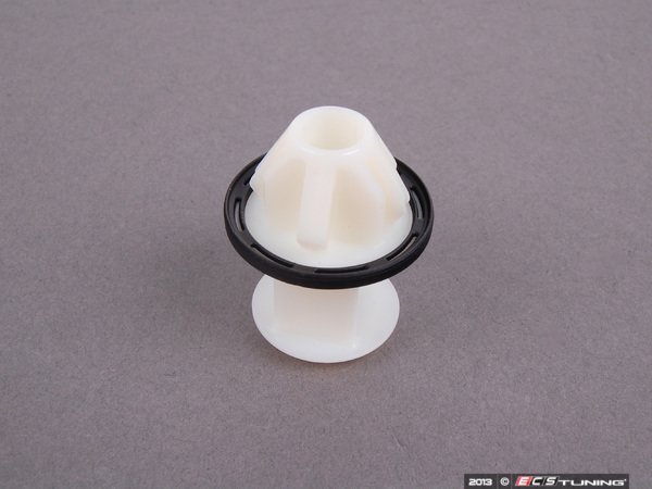 Genuine Mercedes Benz - 0009917298 - CLIP