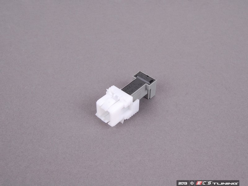 Genuine Mercedes Benz - 0015456309 - Stop Light Switch