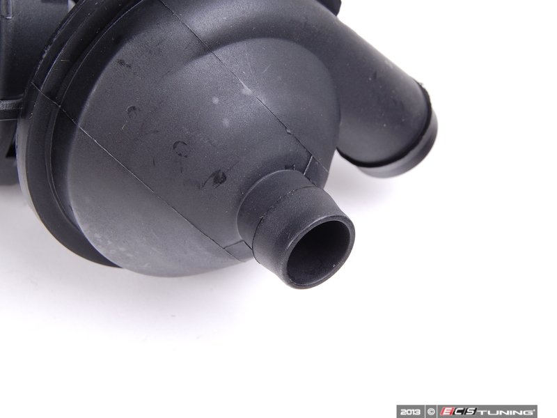 URO - 11617533400 - "Cold Climate" Crankcase Pressure Regulator Valve