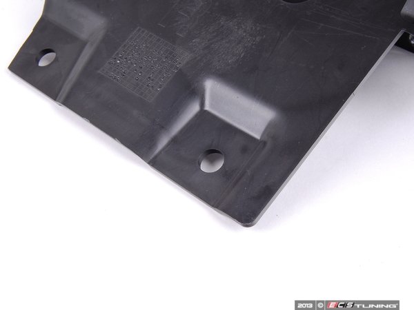 Genuine BMW - 51777117638 - E82 Rear Deflector Lip - right (51-77-7-117 ...