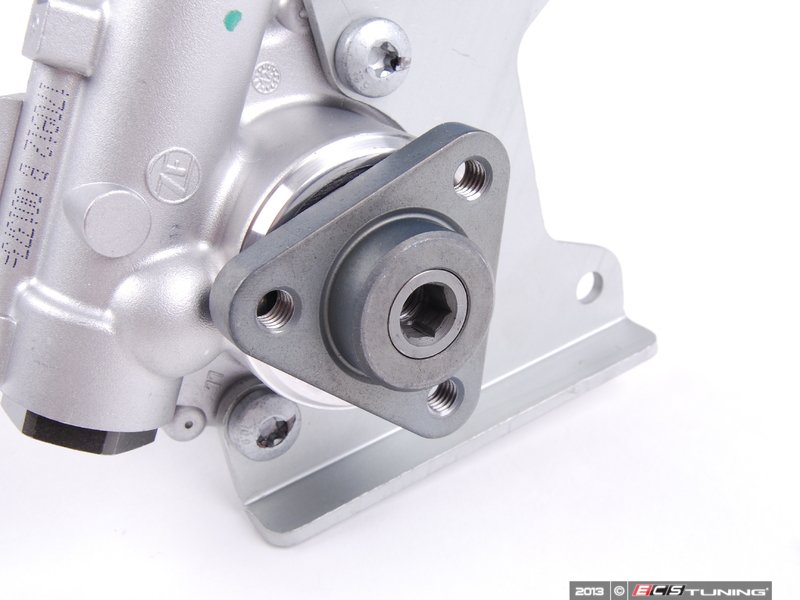 Genuine BMW - 32416757914 - Exch. power steering pump (32-41-6-757-914)