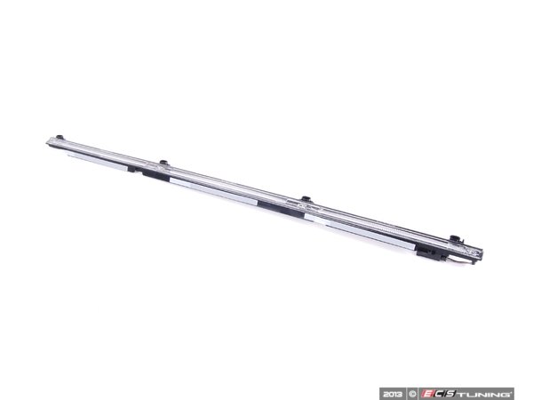 Genuine Mercedes Benz - 1669061101 - ENTRANCE LIG