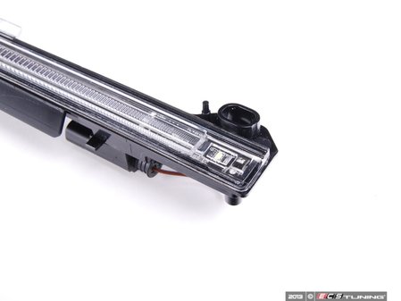 Genuine Mercedes Benz - 1669061001 - ENTRANCE LIG