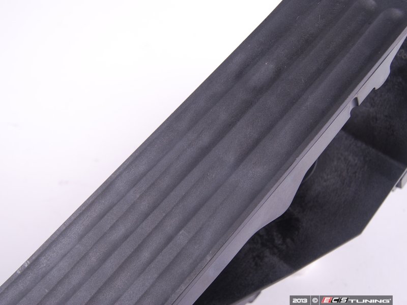 Genuine BMW - 35426786281 - Accelerator Module With Pedal (35-42-6-786-281)