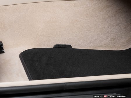 Genuine BMW - 51472293352 - Base Line Front Carpeted Floor Mat Set (51 ...