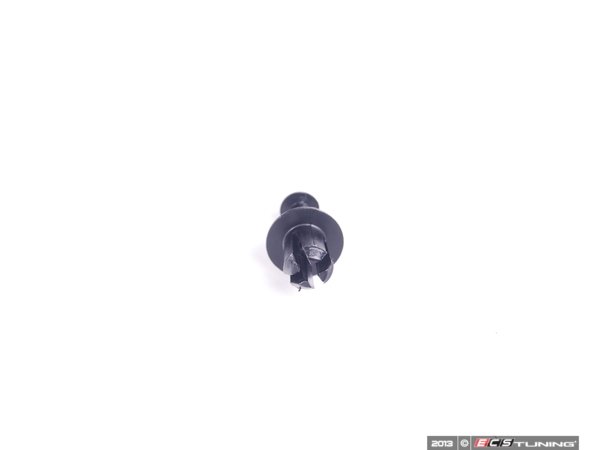 Vaico - 17111712963 - E46 Expanding Rivet - Priced Each