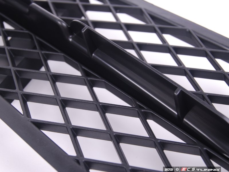 Genuine BMW - 51117200698 - GRILL, AIR INTAKE, O (51-11-7-200-698)