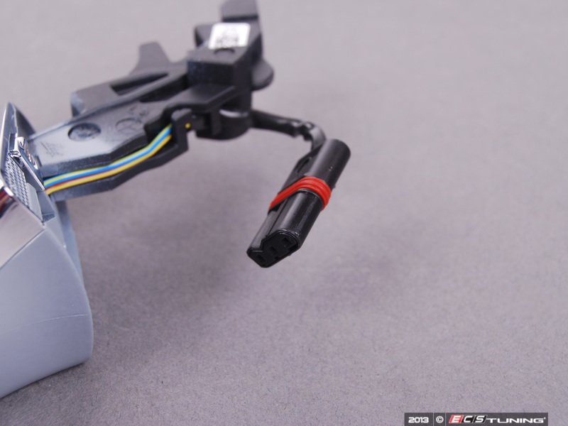 Genuine Mercedes Benz - 20476013709999 - Exterior Door Handle - Left Side