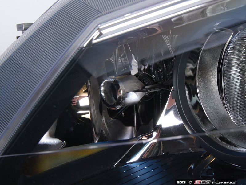 Genuine Mercedes Benz - 2308204559 - Headlamp Assembly