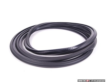 Genuine Porsche - 95551270500 - GASKET. REAR FLAP