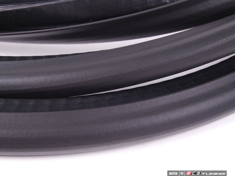 Genuine Porsche - 95551270500 - GASKET. REAR FLAP