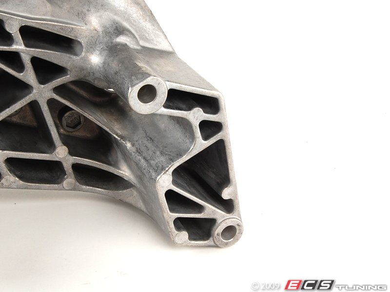 Genuine Volkswagen Audi - 038199207H - Engine Mount Bracket - Right ...