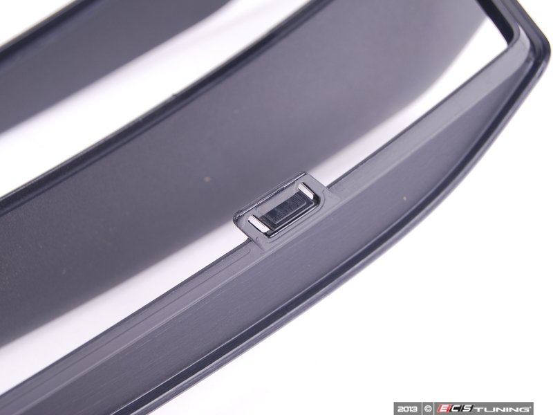 Genuine BMW - 51118050586 - Lower Bumper Grille - Right (51-11-8-050-586)