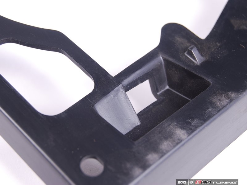 Genuine European BMW - 51117906497 - SUPPORT, FOG LAMP LE (51-11-7-906-497)