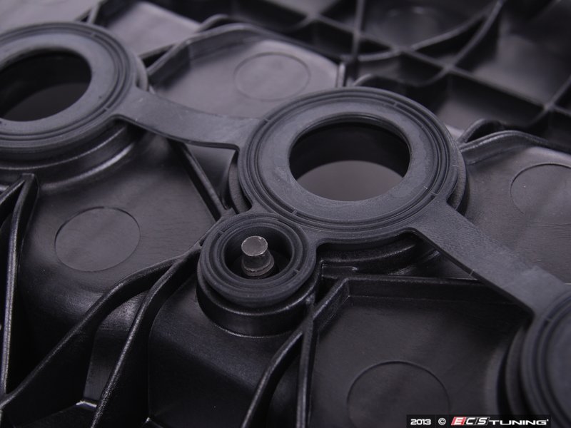 Genuine Volkswagen Audi - 03H103429L - Valve Cover With Gasket (03H 103 ...