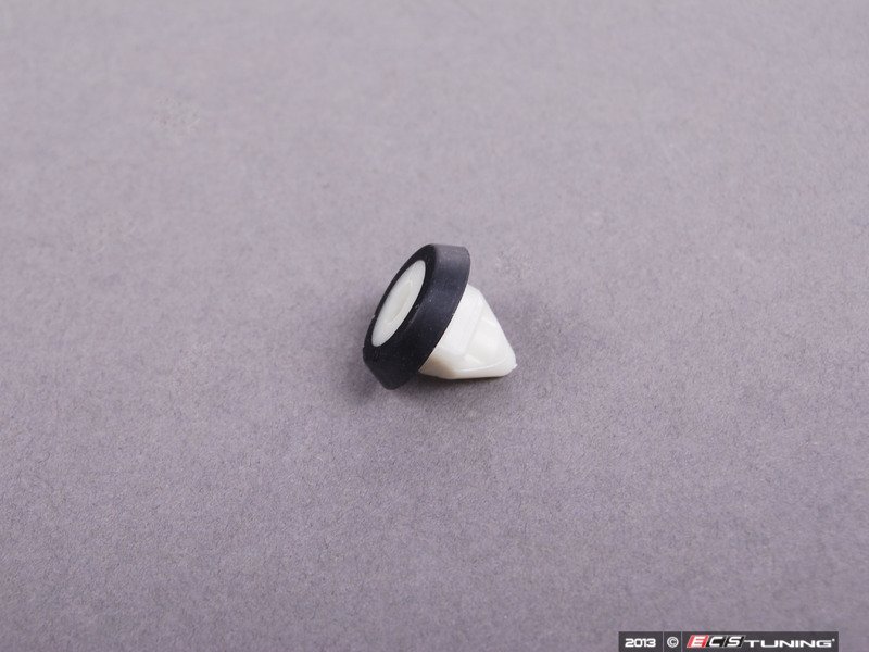 Genuine Volkswagen Audi - N10621301 - Expanding Nut - Priced Each (N ...