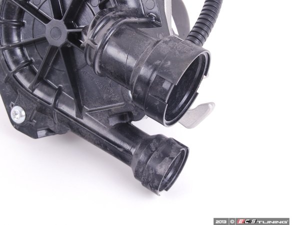 Genuine Porsche - 95860510400 - SECONDARY PUMP AIR I