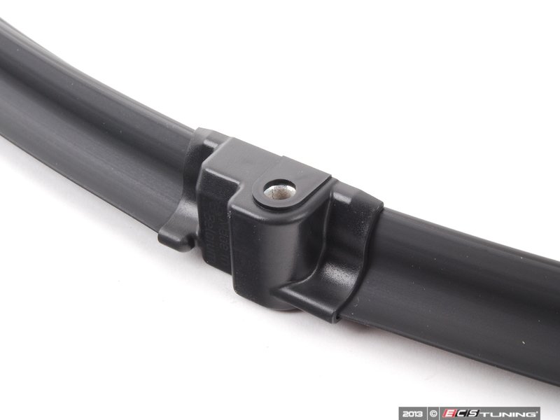 Genuine Mercedes Benz - 2208201745 - Windshield Wiper Blade Set