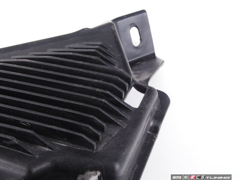 Genuine Volkswagen Audi - 8K0825216G - Rear Underbody Lining - Right ...