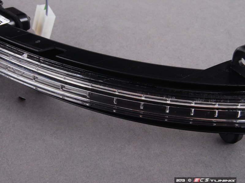 Genuine Volkswagen Audi - 4L0949102 - Turn Signal For Mirror Assembly ...