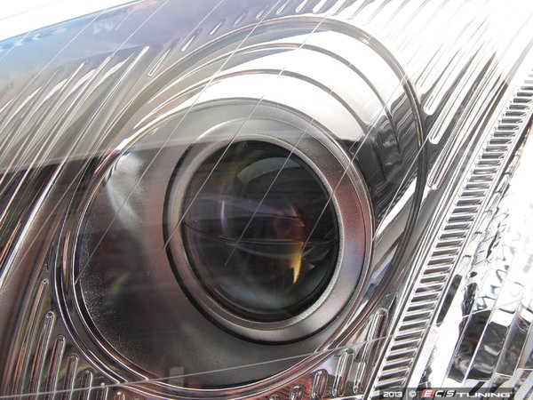 Genuine Mercedes Benz - 2218205961 - LIGHTING UNI