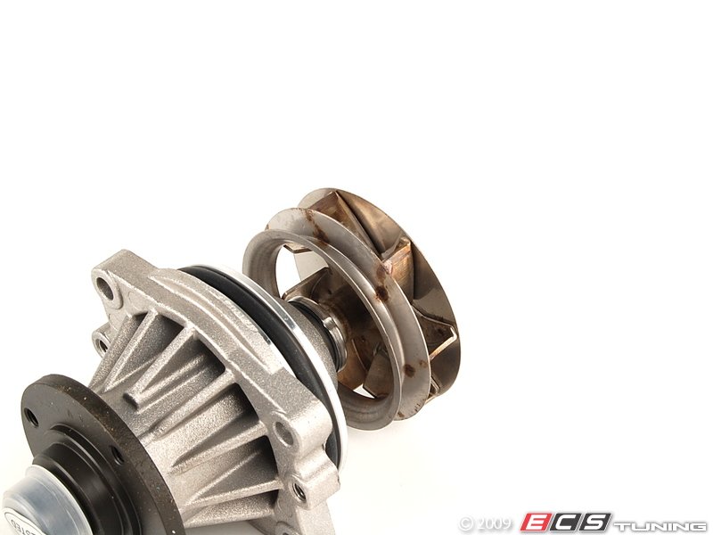 Graf - 11517527910 - New Water Pump - With O-Ring