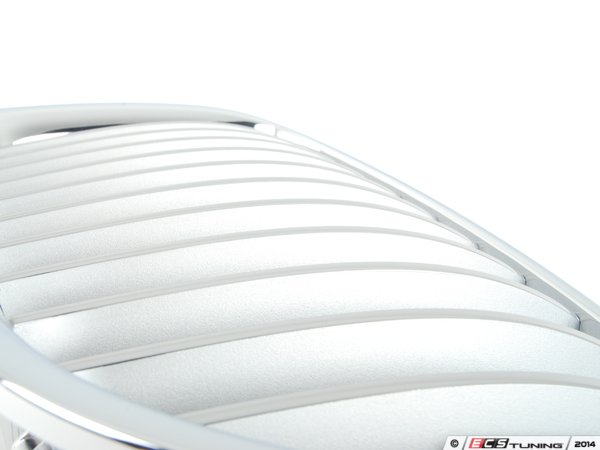 Genuine BMW - 51137261355 - Chrome Kidney Grille - Left (51-13-7-261-355)