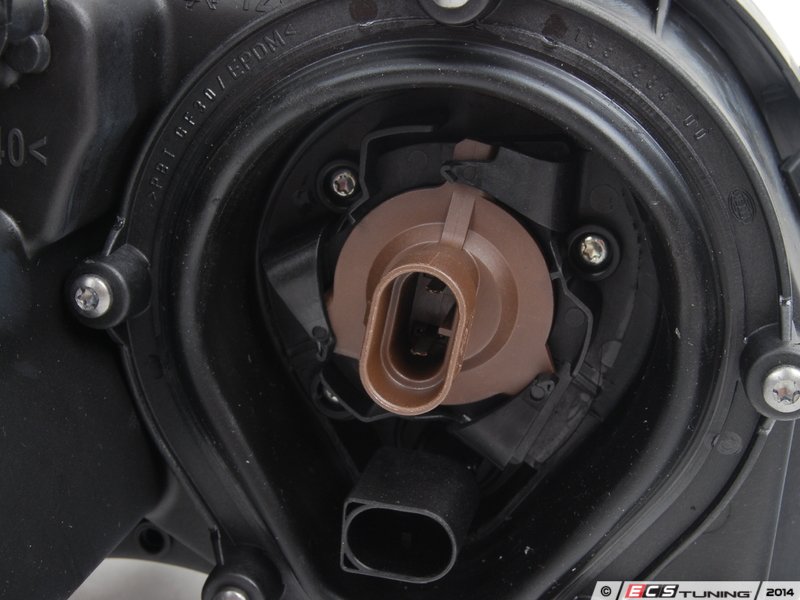 Hella - 2118201761 - Headlamp Assembly