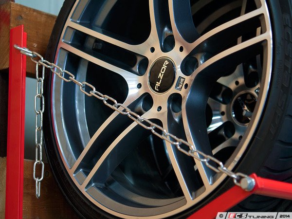 Schwaben - 003638SCH01A - Wall-Mounted Wheel & Tire Storage Rack