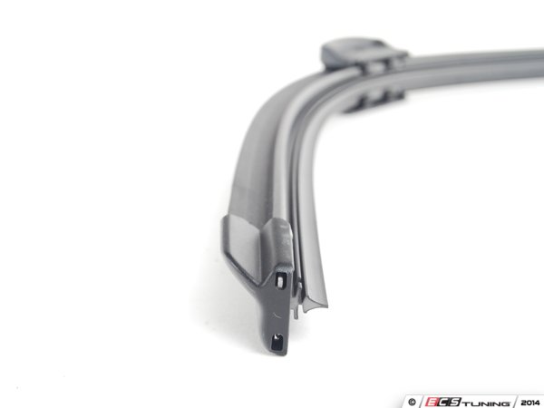 Genuine Mercedes Benz - 2118202945 - TS WIPER BLADE