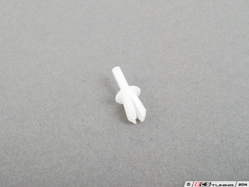 Genuine Volkswagen Audi - N0385013 - RIVET
