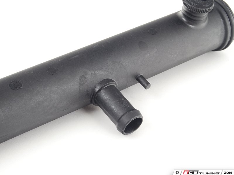 Genuine Volkswagen Audi - 022121050A - Water Distribution Pipe (022 121 ...