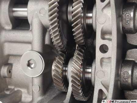 Genuine Volkswagen Audi - 06D103295P - Oil Pump (06D 103 295 P)