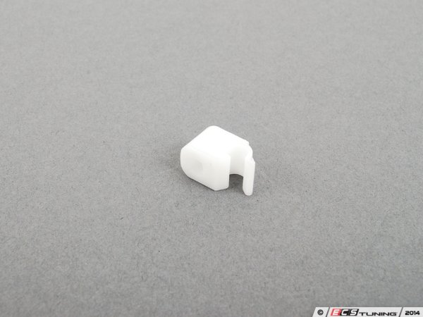 Genuine Volkswagen Audi - 191823567 - CLIP (191 823 567)