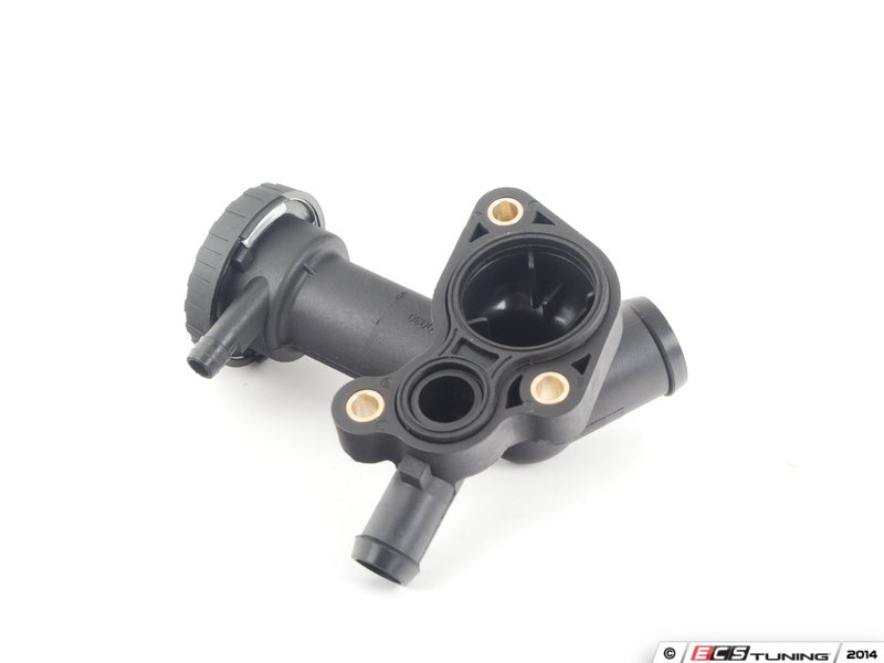 Hamburg Tech - 11537829959 - Thermostat Housing W/ Cap