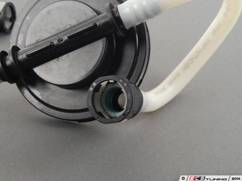 Genuine Porsche - 95560521301 - Carbon Canister Pressure Valve