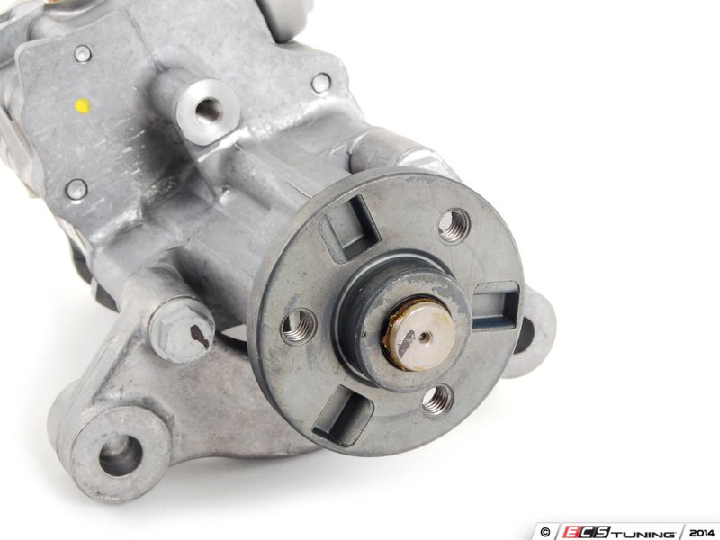 Genuine BMW - 32416781015 - E70 X5 Power Steering Pump (32-41-6-781-015)