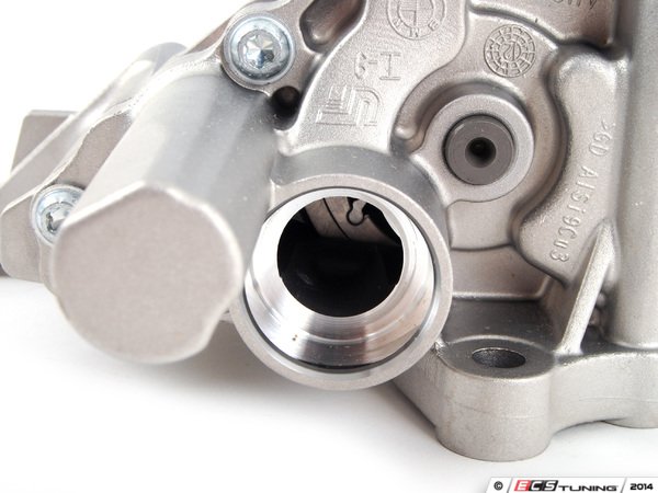 Genuine BMW - 11417545939 - Oil Pump (11-41-7-545-939)