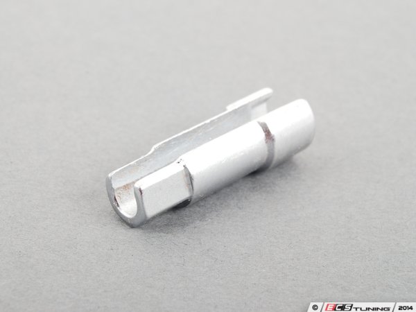 Genuine Mercedes Benz - 211589000900 - SOCKET