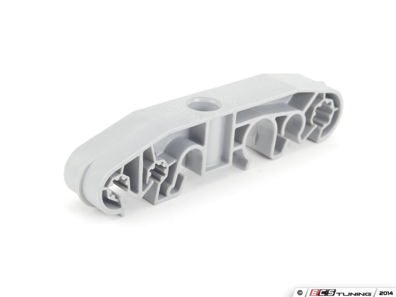 Genuine BMW - 16126761229 - PIPE CLIP (16-12-6-761-229)