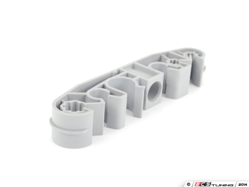 Genuine BMW - 16126761229 - PIPE CLIP (16-12-6-761-229)