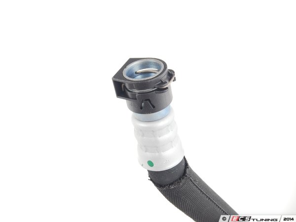 Genuine BMW - 17227578659 - Oil cooling pipe - outlet (17-22-7-578-659)