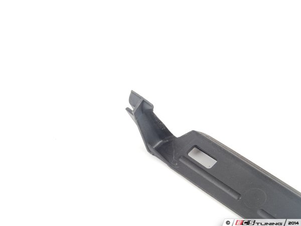 Genuine Mercedes Benz - 2026984130 - COVERING