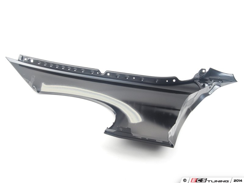 Genuine BMW - 41007438440 - Front Fender - Right (41-00-7-438-440)