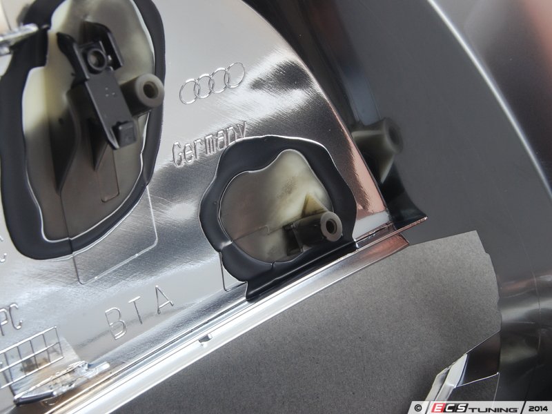 Genuine Volkswagen Audi - 8F0857527A3Q7 - Mirror Cap - Aluminum - Left ...