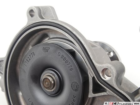 Genuine BMW - 11517524551 - Water Pump (11-51-7-524-551)