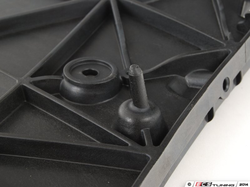 Genuine Volkswagen Audi - 8K5807453 - Rear Bumper Guide - Lower Left ...